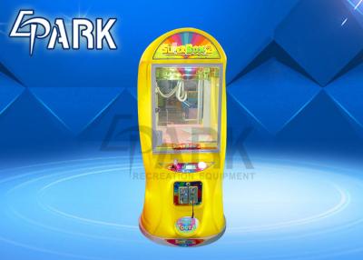 Cina Macchina di videogioco arcade eccellente dell'artiglio del giocattolo della scatola 2 di Classcial controllata con lo schermo LCD in vendita
