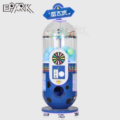 Cina Macchina variopinta a gettoni di Gashapon del gioco di Gacha della macchina della capsula con luce in vendita