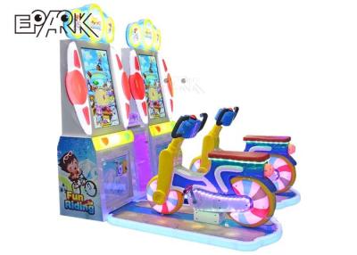 Cina Bici a 32 pollici a gettoni del simulatore del video gioco di divertimento che corre la macchina del gioco di giro del Kiddie con luce variopinta in vendita