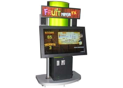 Máquinas de juego de la diversión del CE máquina de juego somáticosensorial video de la lotería de la fruta de 46 pulgadas que corta