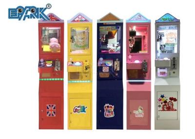 中国 幸運な原料のおもちゃの爪機械硬貨によって作動させるキャンデーのアーケード・ゲーム機械 販売のため