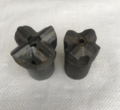 Cina Tagliente Jack Hammer Concrete Drill Bit dell'incrocio della conicità 30mm-42mm in vendita