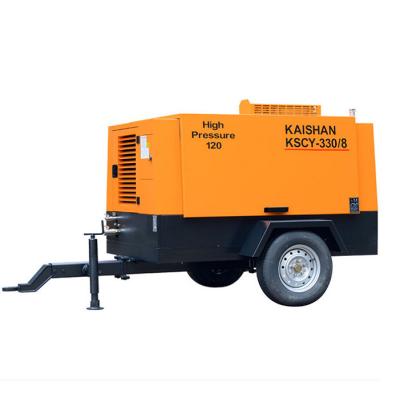 中国 330cfm 0.8 Mpa Comminsエンジンを搭載する携帯用ねじ空気圧縮機 販売のため