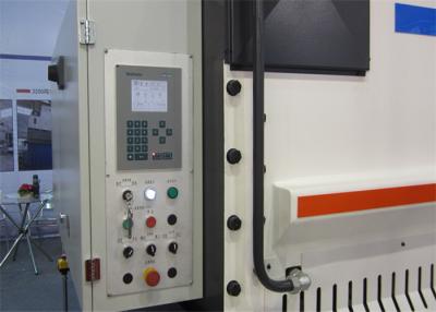 Cina Macchina di taglio idraulica della lamiera sottile di 18.5KW DELEM DAC360 in vendita