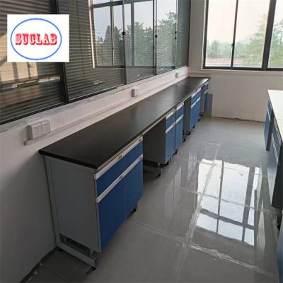 Chine Laboratoire de chimie Bureau de travail de laboratoire Casework Hong Kong avec une table de travail en résine phénolique à vendre