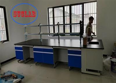 중국 화학 저항 화학 연구실 작업 벤치 여러 캐비닛과 함께 연구실 작업 벤치 판매용