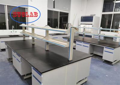 China Chemie Lab Werkbank Werkstation met chemisch bestand laminaat en brandwerend stalen C-frame Te koop