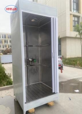 China Stainless Steel Shower Head Custom Cubicle Emergency Shower and Eye Wash with Wide Coverage Spray Pattern for sale
