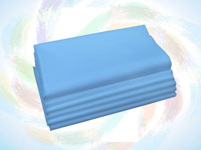 China Blue / Pink Hospital PP Spunbond Nonwoven Disposable Bed Sheet In Surgical for sale