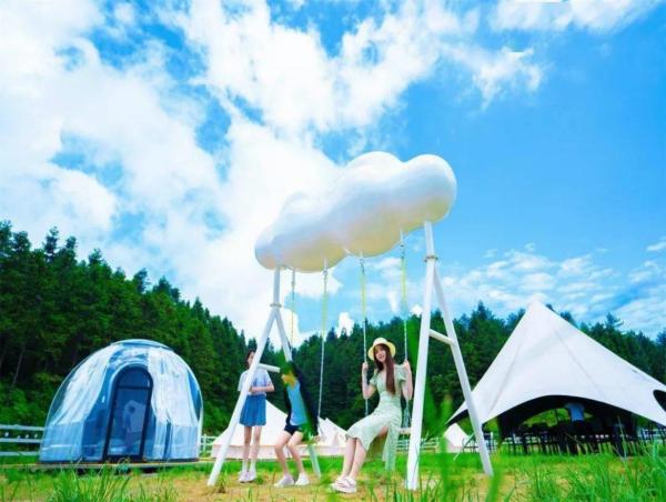 Quality Non Powered Plastic Inclusive Swing White Childs Garden Swing Amusement Park for sale