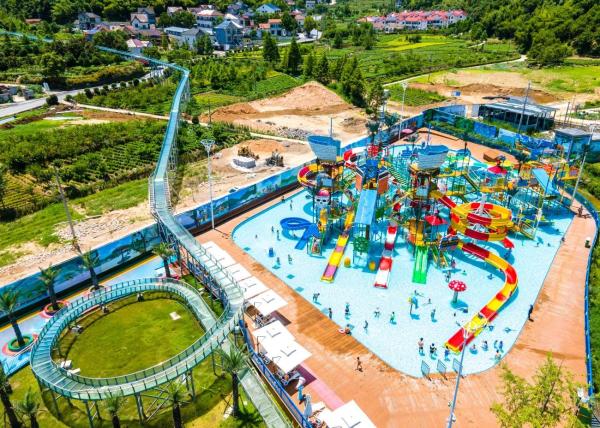 Quality Water House Park Amusement Park Equipment Fiberglass Pool Slide Water Park for sale