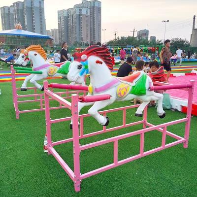 Cina Cavallo a dondolo a molla in fibra di vetro per parchi giochi all'aperto in vendita