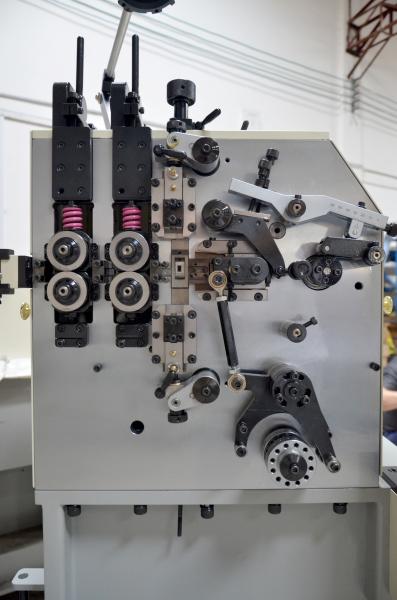 Quality 22mm OD CNC Spring Coiling Machine 350pcs/Min Spring CNC Machine for sale