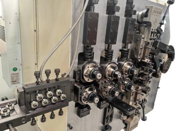 Quality 350pcs/Min Compression Spring Machine With 0-200m/Min Feeding Speed for sale