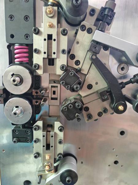 Quality 0.07mm Cnc Spring Making Machine 300m/Min Automatic Spring Making Machine for sale