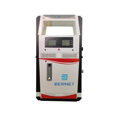 China Bernet 2 sproeiers 50-80L/min Stroomsnelheid 230V/380V Motor Aanpasbare dubbele sproeiers Brandstofdispenser voor benzinestation Te koop