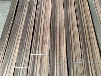 Cina Veneer di legno naturale per veicoli e navi Larghezza 8-40 cm Opzioni disponibili in vendita