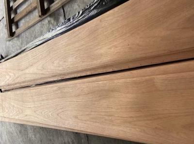 Cina 8-40 cm di larghezza Veneer di legno naturale di cedro spagnolo per prodotti a taglio rotativo in vendita