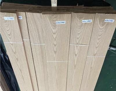Chine Décoration murale Faisceaux de placage en bois de chêne blanc Épaisseur 3 mm-30 mm à vendre