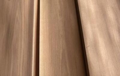 Cina Veneer di ciliegio naturale Veneer di legno reale per la produzione di mobili in vendita