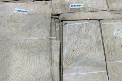 Cina 0.5 mm di spessore Ash Burl Veneer Veneer naturale per mobili di fascia alta in vendita