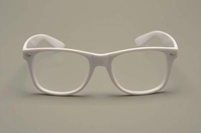 Cina Vetri di plastica dei fuochi d'artificio della struttura 3D del PC bianco con 2 insiemi di Lense in vendita