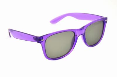 Cina Vetri di plastica di diffrazione dell'arcobaleno con il film verde smeraldo di diffrazione in vendita