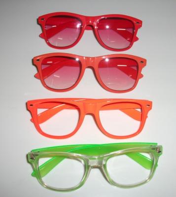 중국 OEM 여행 위치를 위한 빨간 파랑 레이저 구경꾼 크리스마스 3d 불꽃 놀이 유리 판매용