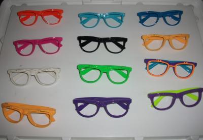 Cina Vetri di plastica dei fuochi d'artificio della struttura 3D del PC bianco con 2 insiemi di Lense in vendita