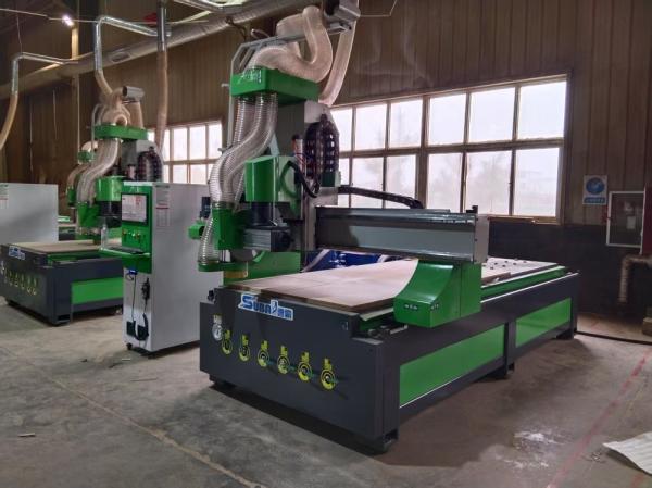 Quality Solid wood furniture wooden door wood plastic door CNC engraving machine for sale
