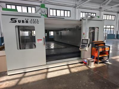 Cina Stampi di alluminio stampi di legno centro di lavorazione a 5 assi lavorazione di fibre di carbonio in vendita