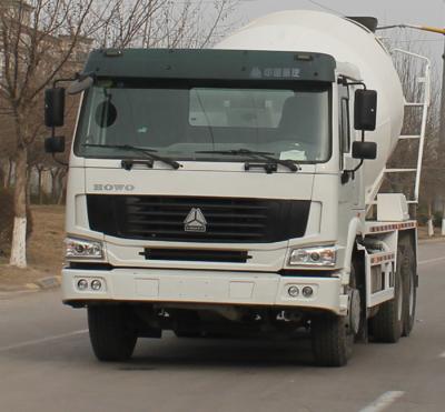 China Concrete Mixer Truck SINOTRUK HOWO 12CBM Euro2 290HP 6X4 RHD ZZ5257GJBM4048W for sale