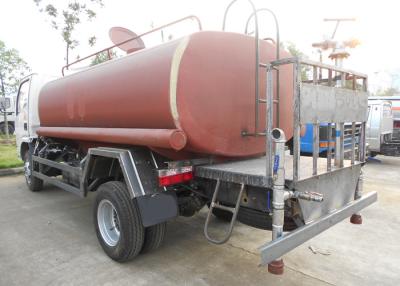 China Water Tank Truck SINOTRUK HOWO 6CBM for Landscape Engineering / Mining area for sale