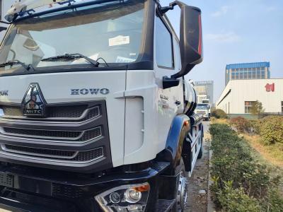 China HOWO 300HP 10CBM 4x2 rioolzuigtruck: zware kracht, nauwkeurig schoonmaken en ongeëvenaarde efficiëntie Te koop