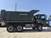 China SINOTRUK 90 Ton Mining Dump Truck for sale