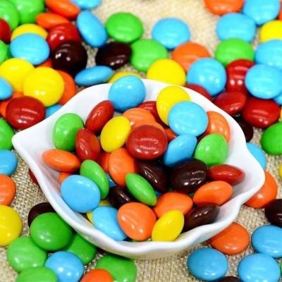 China Wholesale Chinese Bulk Candies and Assorted Chocolates White Colorful Chocolate Hard Beans for sale