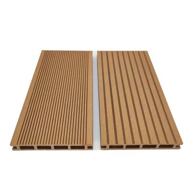 Decking compuesto plástico de madera anti ULTRAVIOLETA anti descoloramiento de WPC