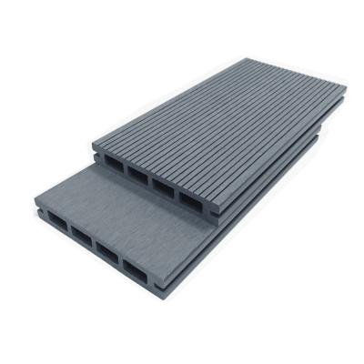 China Ladrilhos de deck WPC elegantes e modernos para áreas de estar externas modernas à venda