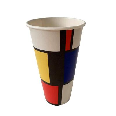Cina 16 oz di carta per bevande fredde con rivestimento in PE Coppe eco-friendly personalizzabili per la casa e le imprese in vendita