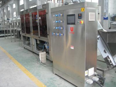 Cina Macchina di rifornimento gassosa in bottiglia plastica delle bevande dell'ANIMALE DOMESTICO, linea di produzione gassosa della bevanda in vendita