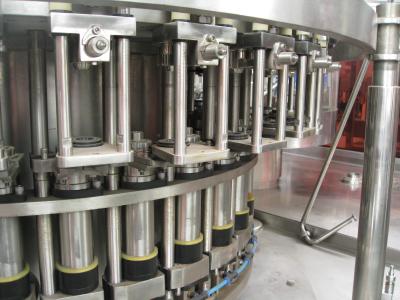 Cina Macchina di rifornimento gassosa in bottiglia plastica delle bevande dell'ANIMALE DOMESTICO, linea di produzione gassosa della bevanda in vendita