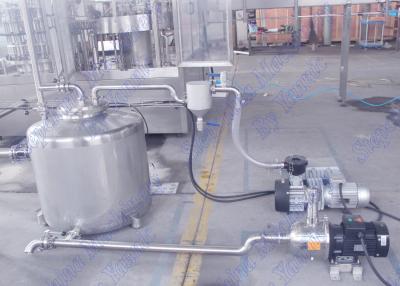 Cina Macchina di rifornimento in bottiglia della bevanda del succo d'arancia 380V 50HZ potere di fonte di 3 fasi in vendita