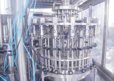 Cina Macchina di rifornimento in bottiglia capacità del succo di 4000 BPH con il sistema di riempimento rotatorio caldo in vendita