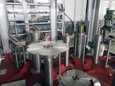 Cina Una bottiglia di acqua automatica da 1 litro di controllo 3000BPH dello SpA che fa macchina in vendita