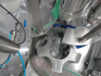 Cina Macchina di rifornimento automatica piena dell'olio da tavola di controllo dello SpA per l'olio di girasole in vendita
