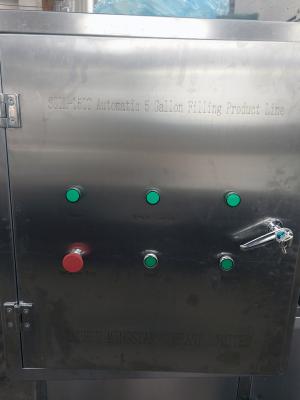 Cina 5 galloni automatico 150BPH che risciacquano la macchina di rifornimento di riempimento dell'acqua potabile in vendita