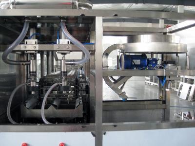Cina Macchina di rifornimento liquida elettrica di Automaticlly piccola per un barattolo/5 galloni da 20 litri in vendita