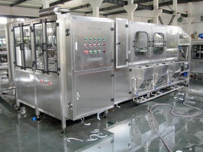 Cina Macchina liquida dell'imbottigliamento e di sigillatura di capacità di 600BPH 19L in vendita