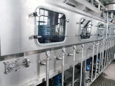Cina 300BPH SUS304 macchina di rifornimento dell'acqua da 5 galloni per la bottiglia dell'ANIMALE DOMESTICO in vendita