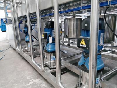 Cina 300BPH SUS304 macchina di rifornimento dell'acqua da 5 galloni per la bottiglia dell'ANIMALE DOMESTICO in vendita